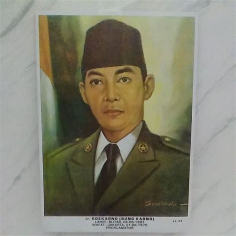 Jual POSTER PAHLAWAN NASIONAL UKURAN 10R Shopee Indonesia