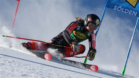 Ski alpin la première victoire de la saison à Lara Gut Behrami