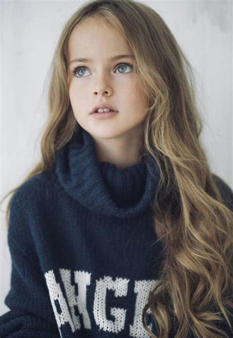 Découvrez les photos de Kristina Pimenova 8 ans la plus jolie petite