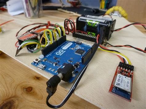 Plataforma Robot Con Arduino Bluetooth Y Android BricoGeek