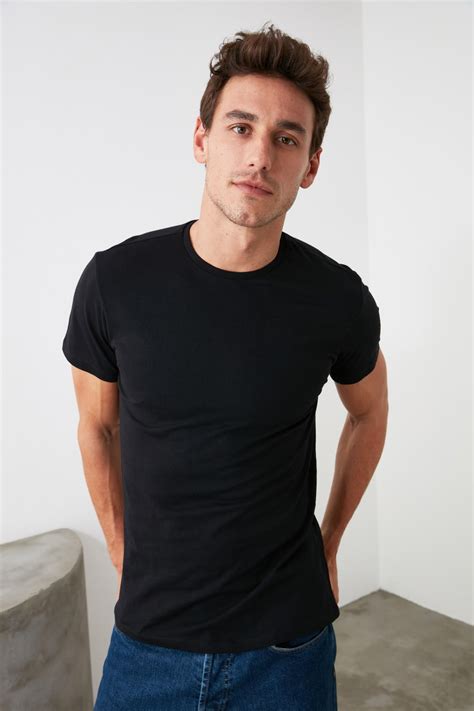 TRENDYOL MAN Siyah Erkek Basic 100 Pamuk Slim Fit 3 lü Paket Bisiklet