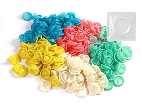 Non Lubricated Condoms Dryness Bulk Naked Condom Factory