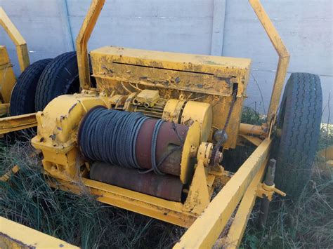Wyciąg budowlany masztowy WBT 5 600 ZREMB winda 7896413229