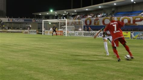 Dois Gols De Schwenck CRB Bate Murici Por 4 A 1 E Assume A Ponta