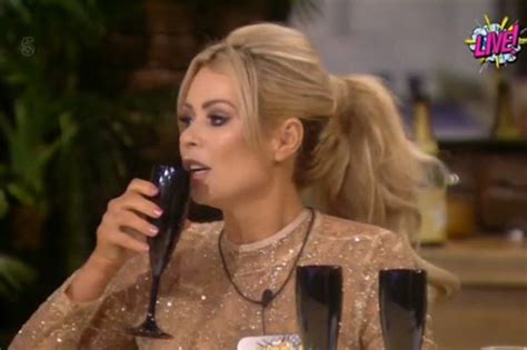Celebrity Big Brother 2017 Nicola Mclean Has Epic Wardrobe Malfunction Daily Star