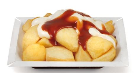 Cómo hacer unas patatas bravas con alioli para chuparse los dedos