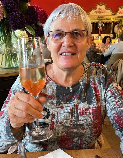 Avis de décès de Madame Sylvie dannie BESSON Pompes Funèbres de Saône