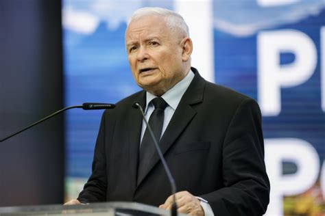 Nowy sondaż sprawił że Tusk przejął hasło PiS Kaczyński Bezczelność