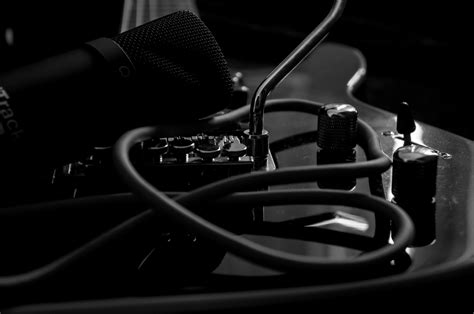 Fondos de pantalla monocromo guitarra instrumento musical vehículo