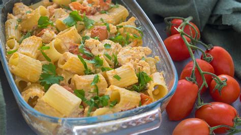 Pâtes à la feta et aux tomates cerises