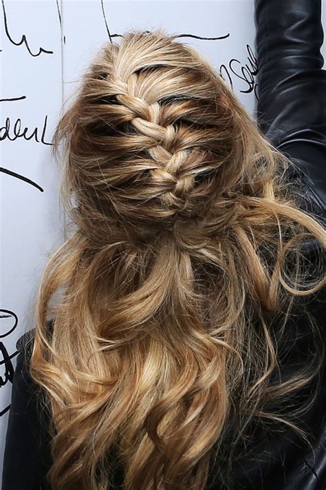 Cómo hacer una trenza de raíz paso a paso