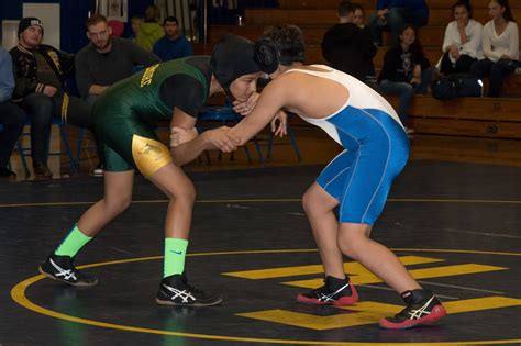 Men Wrestling Women Female Wrestler Pins Male Wrestler