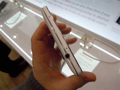 Mwc Lg Optimus Vu Ii Hands On Coolsmartphone