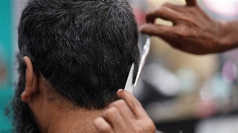 Evade Dai Domiciliari Per Andare Dal Barbiere