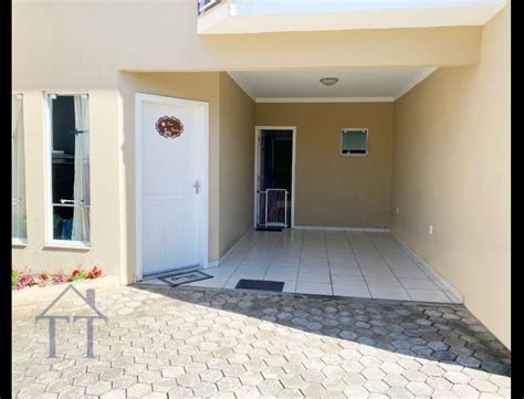 Casa No Bairro Gl Ria Em Joinville Dormit Rios Su Te E M