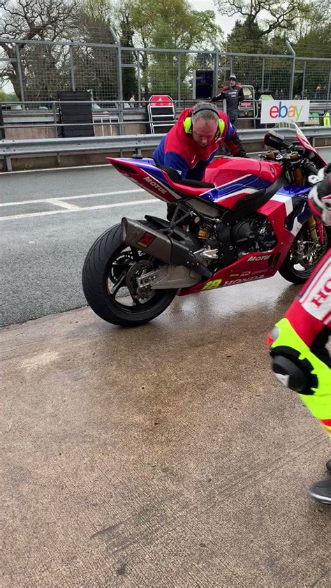 Honda Racing UK On Twitter Q2 Lets Go HondaRacing Fireblade