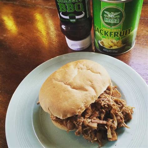 Jackfruit Pulled Pork Recipe Vegan Pulled Pork By Non Vegan