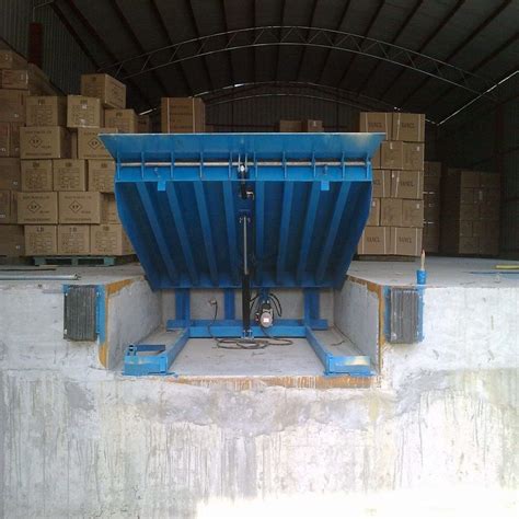 Automatic Pit Loading Dock Leveller For Warehouse China Dock Leveler