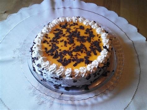 Eierlikörtorte mit saftigem Nussboden von gramalein Chefkoch