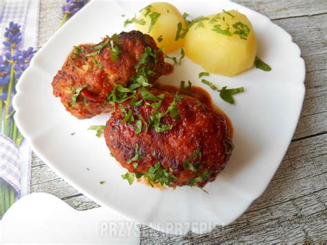 Kotlety Mielone Z Ry Em I Kapust Zapiekane W Sosie Pomidorowym