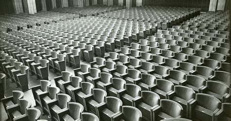 Il Teatro Di Radio3 S2021 Teatri In Prova La Battaglia Del Teatro