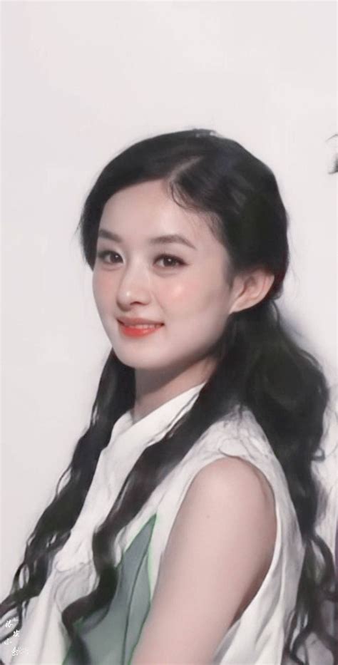 Ghim của Edward Stoddard trên Zhao Liying Dép
