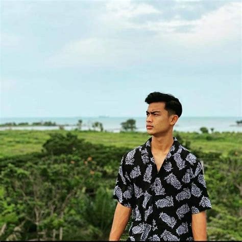 Pin Oleh Syafa Aulia Azzahra Di Penyimpanan Foto Di 2024 Menjilid