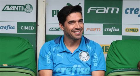 Abel Ferreira faz ligação para possível novo reforço quer vir para o