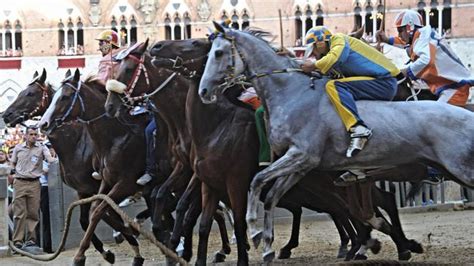 Palio Di Siena Vince La Lupa Europa