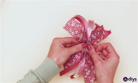 How To Make A Ribbon Bow In Easy Steps For Wreaths Or Gifts
