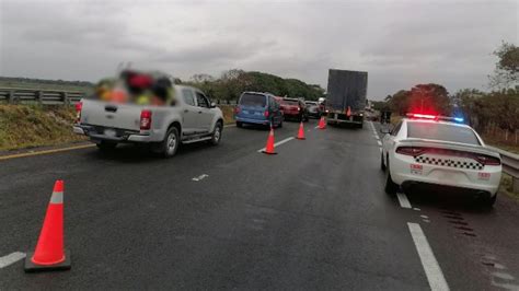 Carreteras La Tinaja Cosoleacaque Y Poza Rica Cardel Cerradas Por