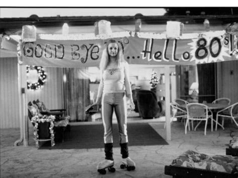 Heather Graham Said Boogie Nights Nude Scene Was Terrifying But That Beggars Cant Be Choosers