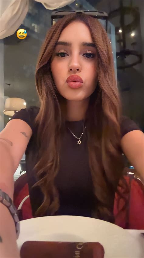 ɴᴇᴡ ᴘɪɴ Estilo chica Fotos mujeres bonitas Famosas guapas