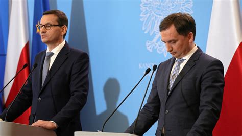 Ziobro ojcem porażki PiS Gdzie zniknął Szykuje się do ataku na
