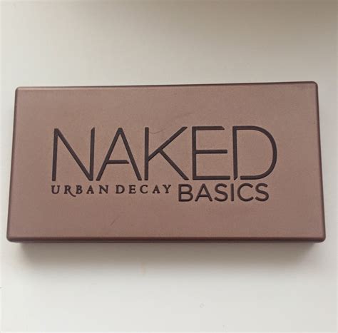Victoria Basically Naked