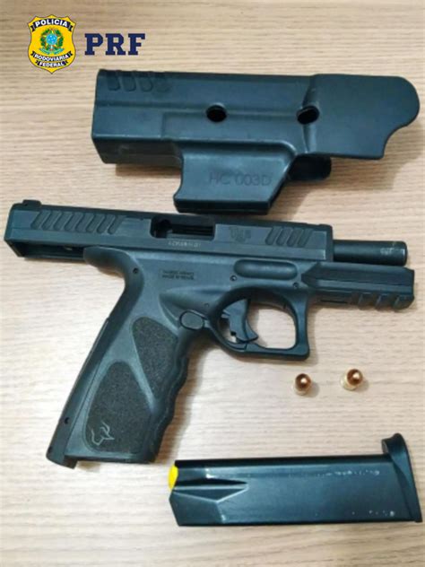PRF prende homem por porte ilegal de arma de fogo em Araguaína TO