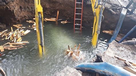 Mega Fuga De Agua En Coyoac N Genera Enorme Socav N En La Cdmx
