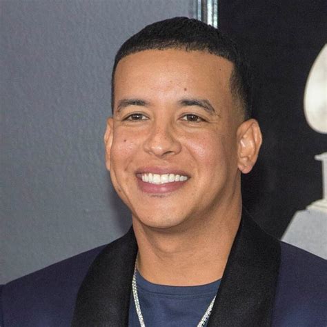 Daddy Yankee Y Su Esposa E Hijos