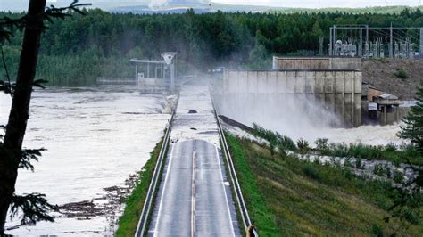 Überschwemmungen in Norwegen Schäden an Wasserkraftwerk