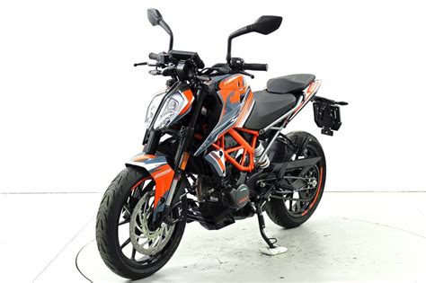 KTM 125 Duke ABS Bis 125 ccm Motorräder Moto Center Winterthur