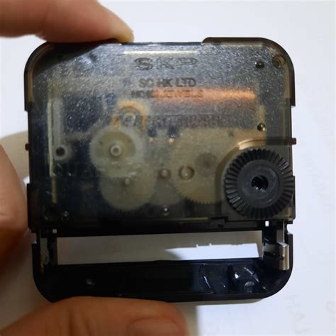 Jual Mesin Jam Dinding Seiko Skp Sweep Tanpa Mur Original 100 Shopee