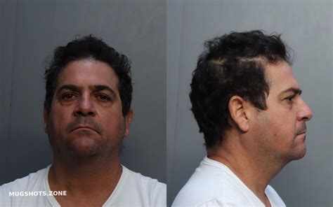 GARCIA MOYA ROLANDO 10 04 2022 Miami Dade County Mugshots Zone