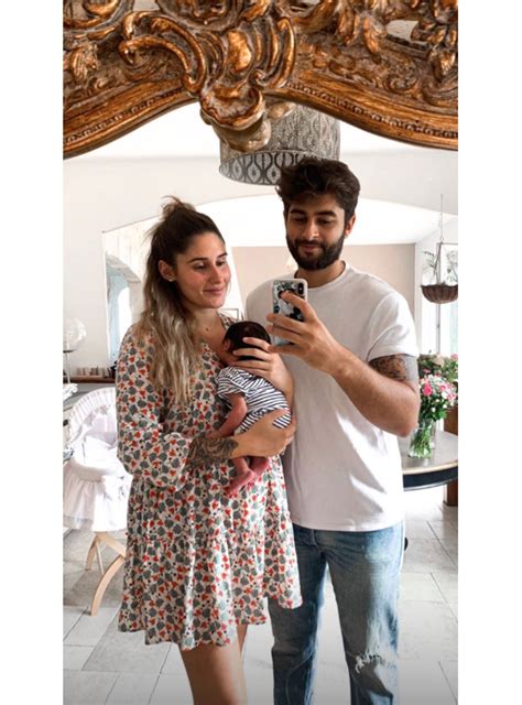 Photo Jesta et Benoît avec bébé Juliann le 20 juillet 2019 Purepeople
