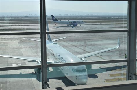 Volaris Aeroméxico y Viva Aerobus transportaron más de 73 millones de