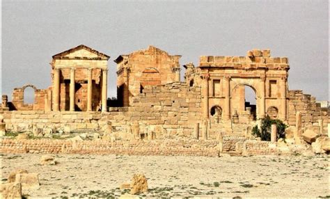 Arquitectura romana Qué es características materiales elementos arcos