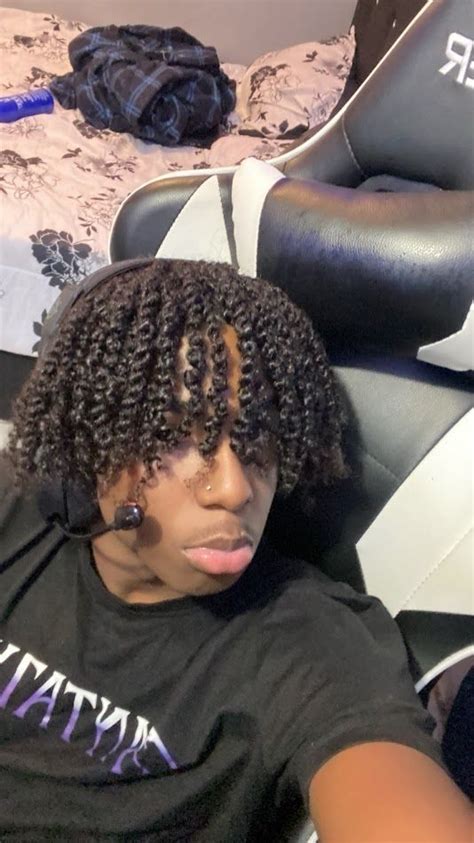 12 Trending Twists For Men Video Gallery Men S Hairstyle Ideas
