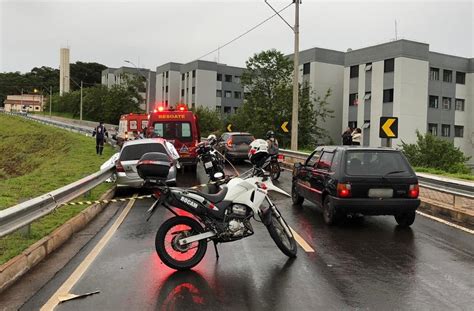 Mulher Morre Ap S Bater Carro Em Viaduto De Botucatu Bauru E Mar Lia G