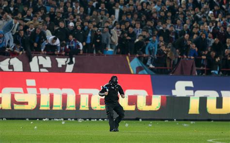 Trabzon Fenerbahçe maçında çıkan olaylar Soruşturma sürüyor 12 gözaltı