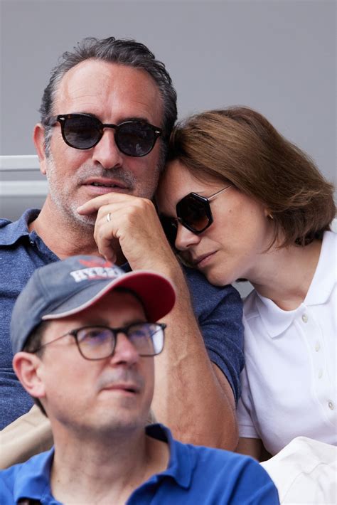 Photo Jean Dujardin Et Sa Femme Nathalie P Chalat C L Brit S En
