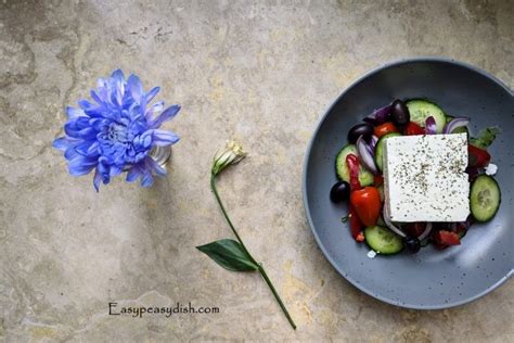 AUTHENTIC GREEK SALAD HORIATIKI